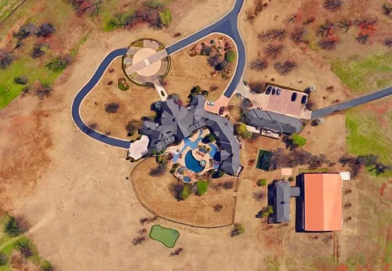 Toby Keith House: The Oklahoma Mansion - Urban Splatter