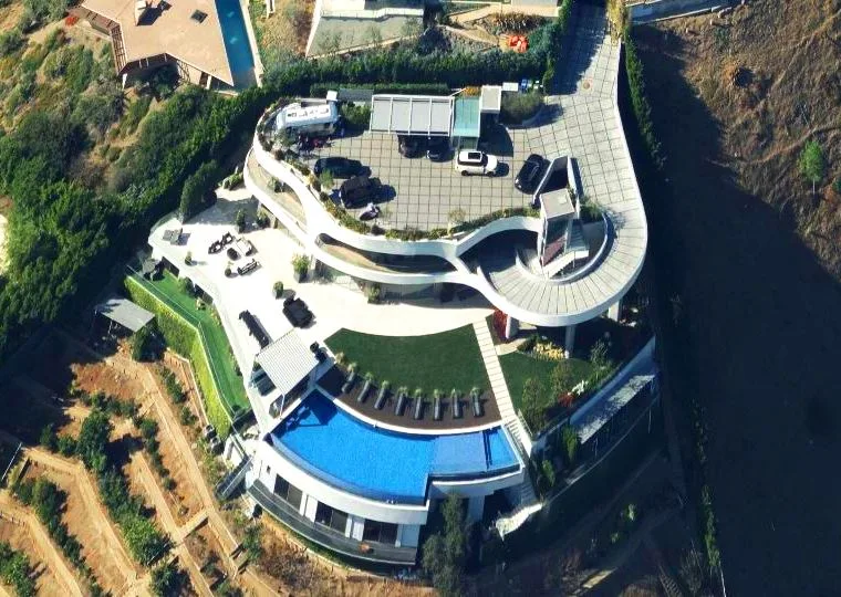 Travis Scott House: Brentwood Mansion - Urban Splatter
