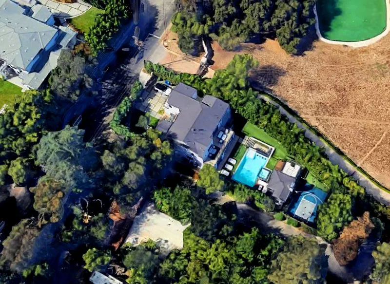 Steelo Brim House: Gorgeous Encino Home - Urban Splatter