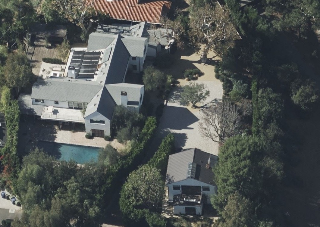 Jason Bateman House: The Beverly Hills Pad - Urban Splatter