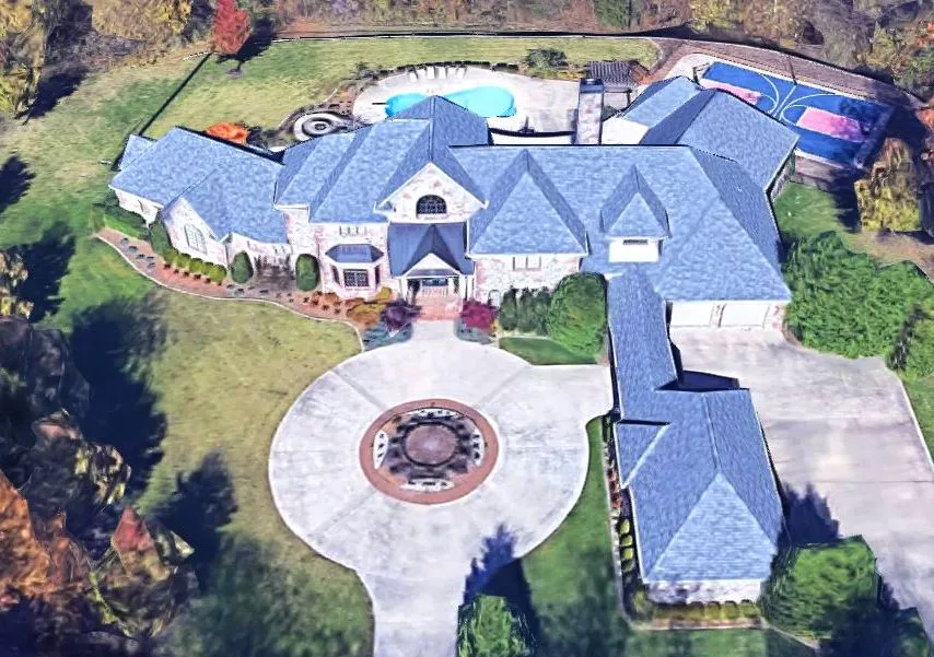 Doug McMillon House: The Arkansas Estate - Urban Splatter