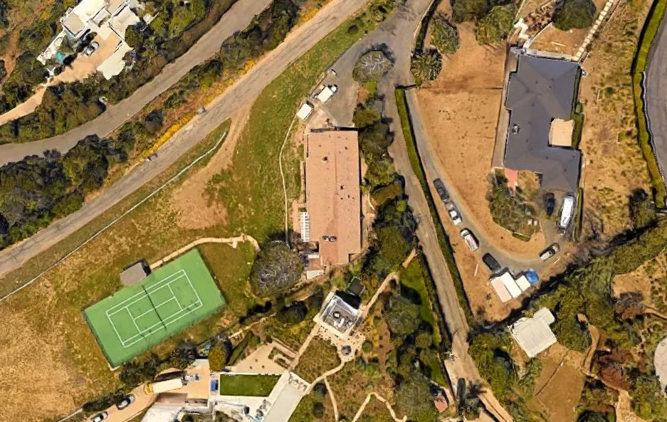 Frank Ocean House: The Malibu Pad - Urban Splatter