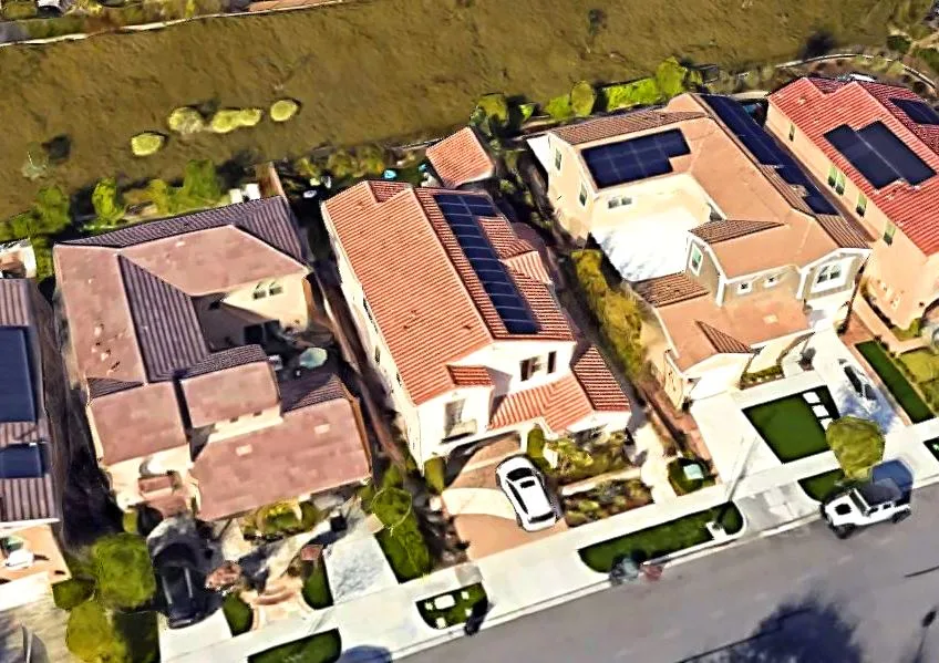 Gerard Way House: Orange County Pad - Urban Splatter