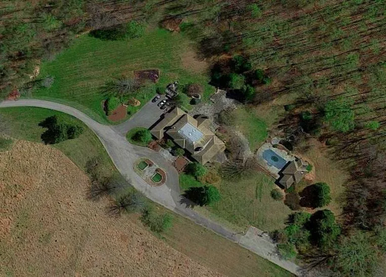 Ray Lewis House: The Maryland Mansion - Urban Splatter