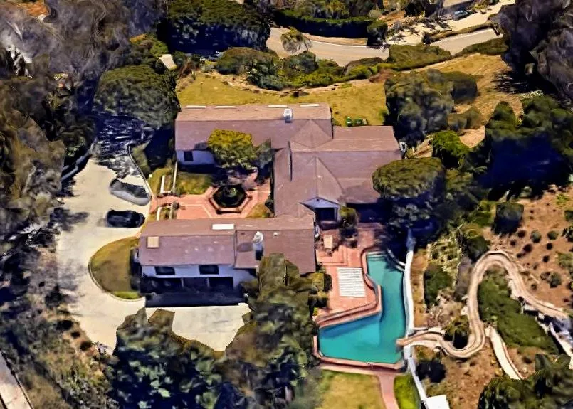 Tanya Tucker House: The Malibu Estate - Urban Splatter