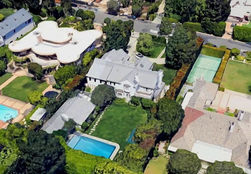 Paul Rudd House: The Knocked Up House - Urban Splatter