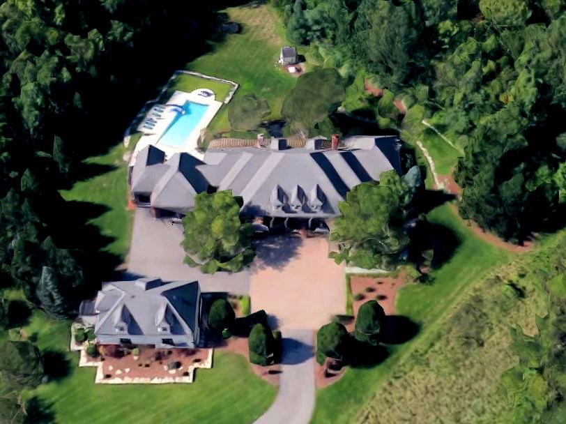 Pauly Shore House: The Los Angeles Pad - Urban Splatter