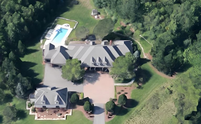 Eric Clapton House: The Ohio Mansion - Urban Splatter