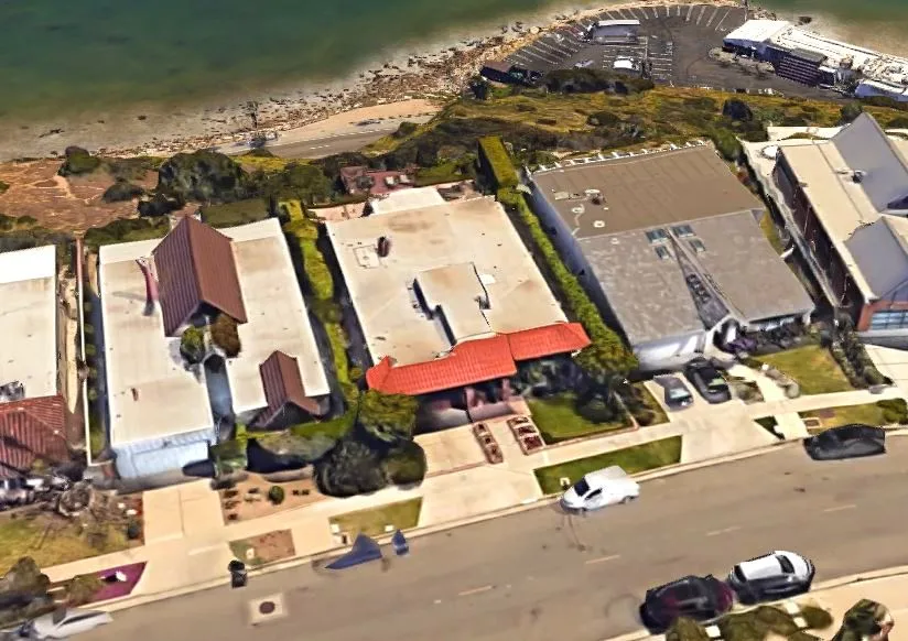 Gary Busey House: The California Pad - Urban Splatter
