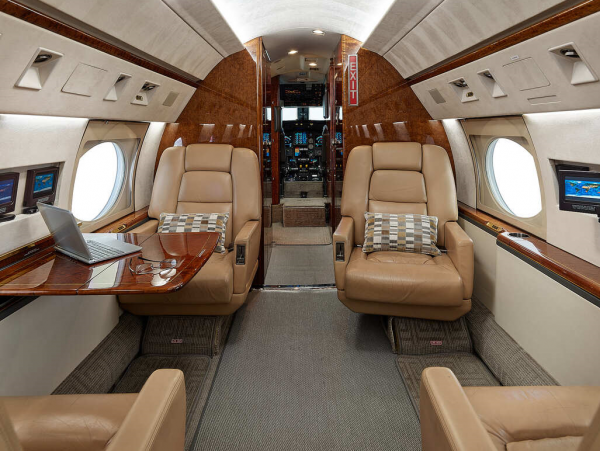 Bobby Shmurda Private Jet: Luxury Aircraft - Urban Splatter