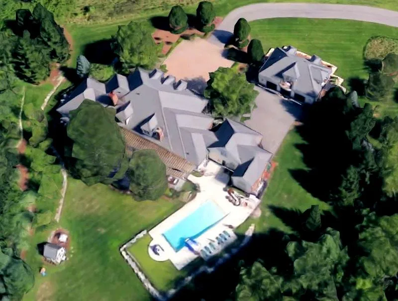 Eric Clapton House: The Ohio Mansion - Urban Splatter