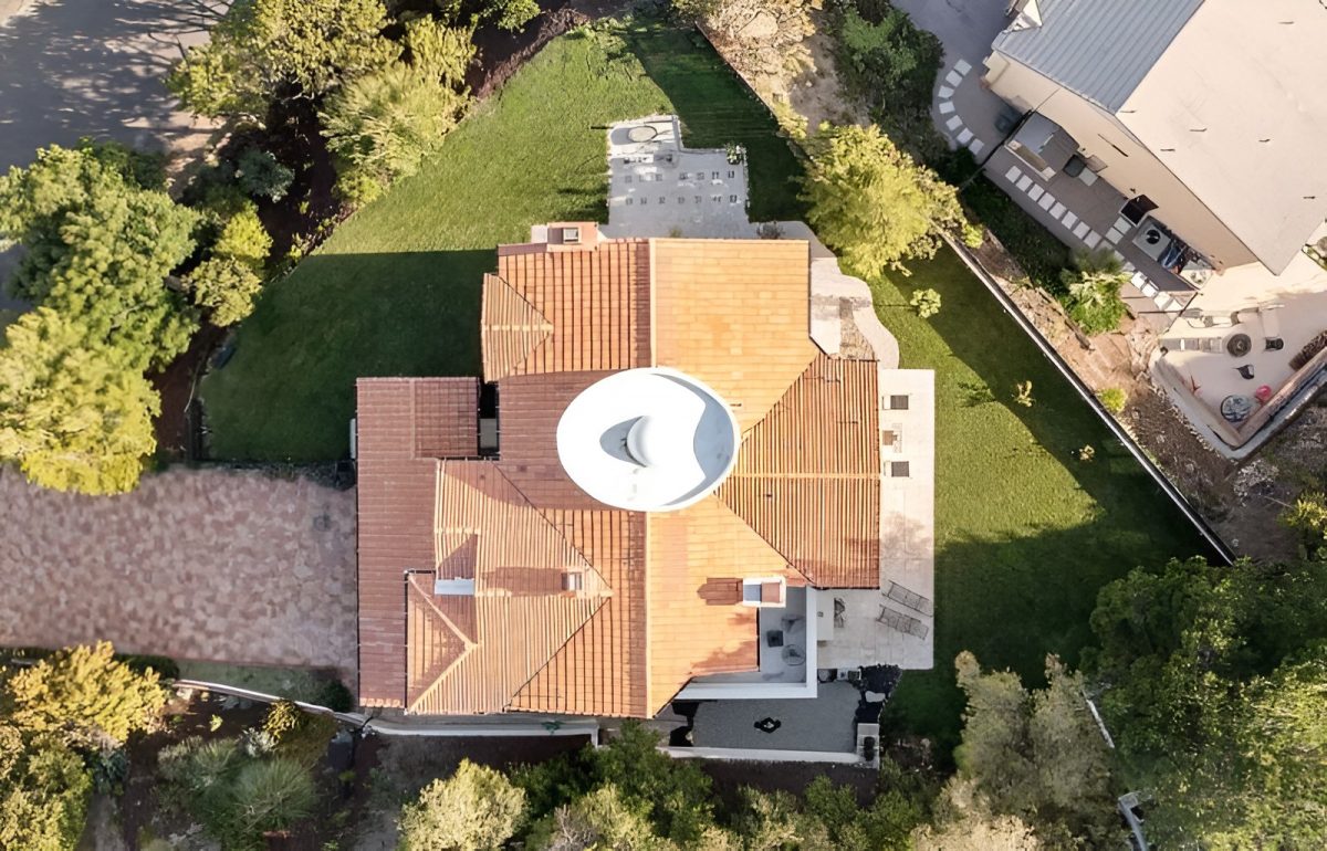 Mick Mars House: The Former Malibu Pad - Urban Splatter