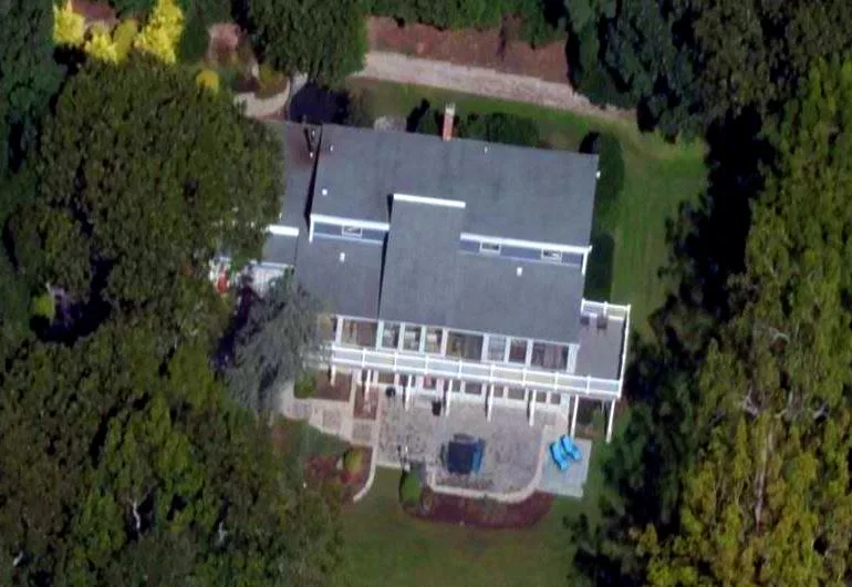 Mick Foley House: The Smithtown Home - Urban Splatter