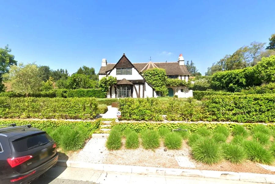 Rob Schneider House: The Pasadena Abode - Urban Splatter