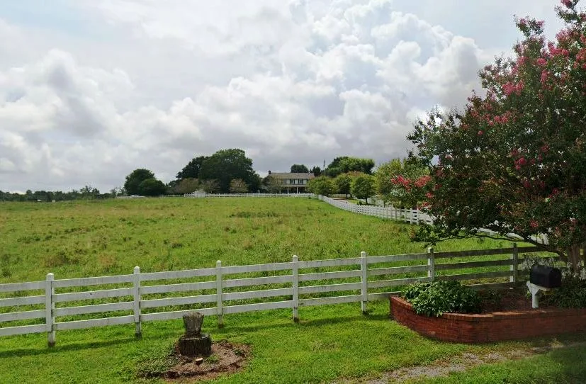 Teddy Gentry House: The Fort Payne Pad - Urban Splatter