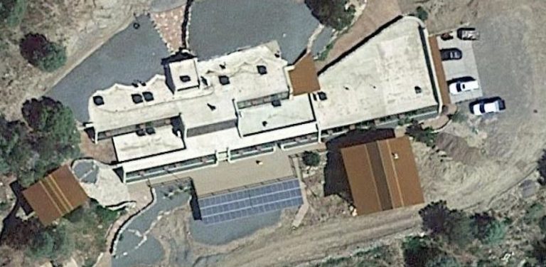 Dennis Weaver House: The Colorado Mansion - Urban Splatter