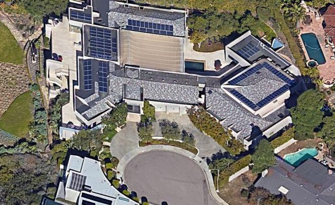 Irwin Jacobs House: The San Diego Mansion - Urban Splatter