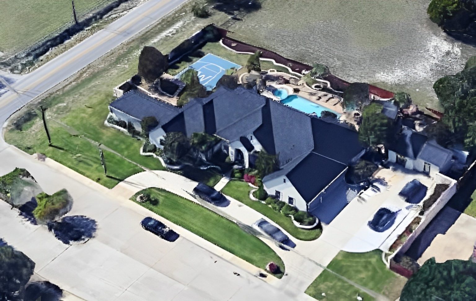 Dez Bryant House: The Texas Mansion - Urban Splatter
