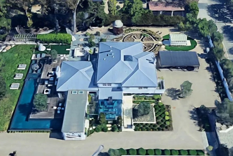 Nick Nolte House: The Malibu Compound - Urban Splatter