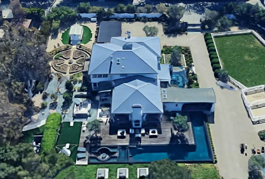 Nick Nolte House: The Malibu Compound - Urban Splatter