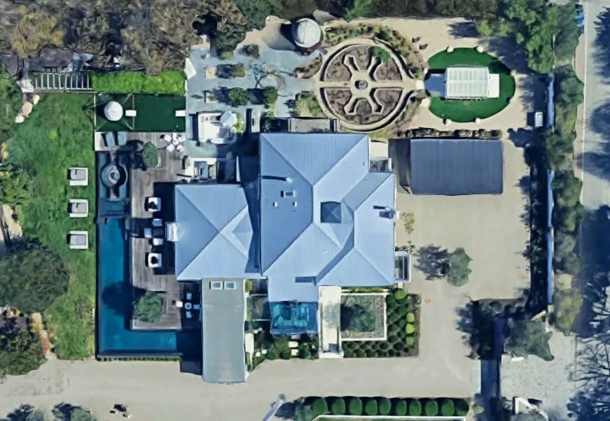 Nick Nolte House: The Malibu Compound - Urban Splatter