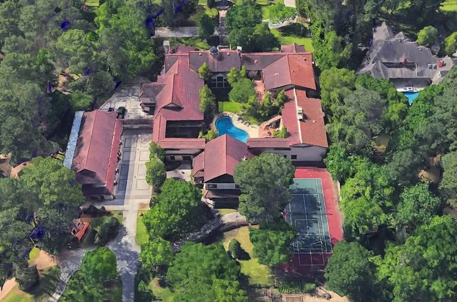 Mark Lanier House: The Houston Estate - Urban Splatter