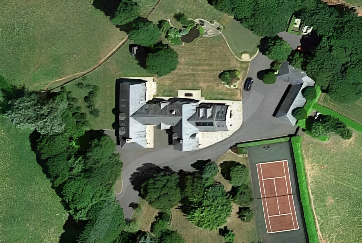 Conor McGregor House: The Ireland Residence - Urban Splatter