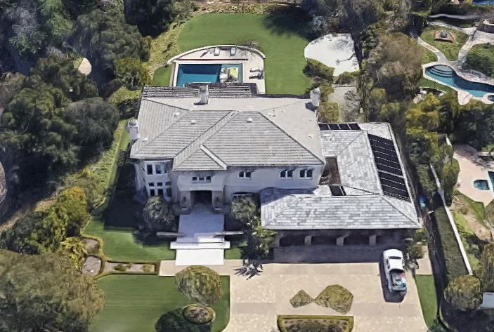Aaron Donald House: The Calabasas Villa - Urban Splatter