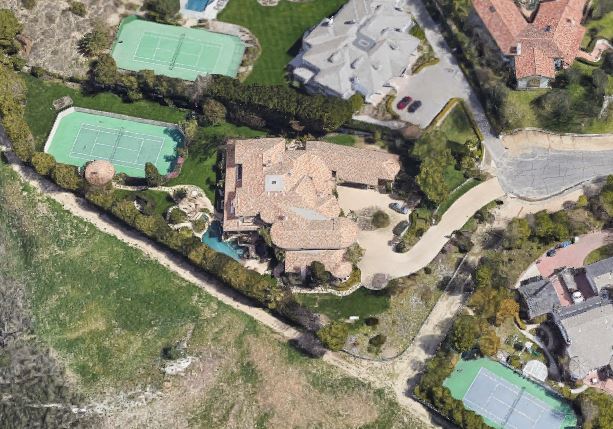 Howie Mandel House: The Hidden Hills Estate - Urban Splatter