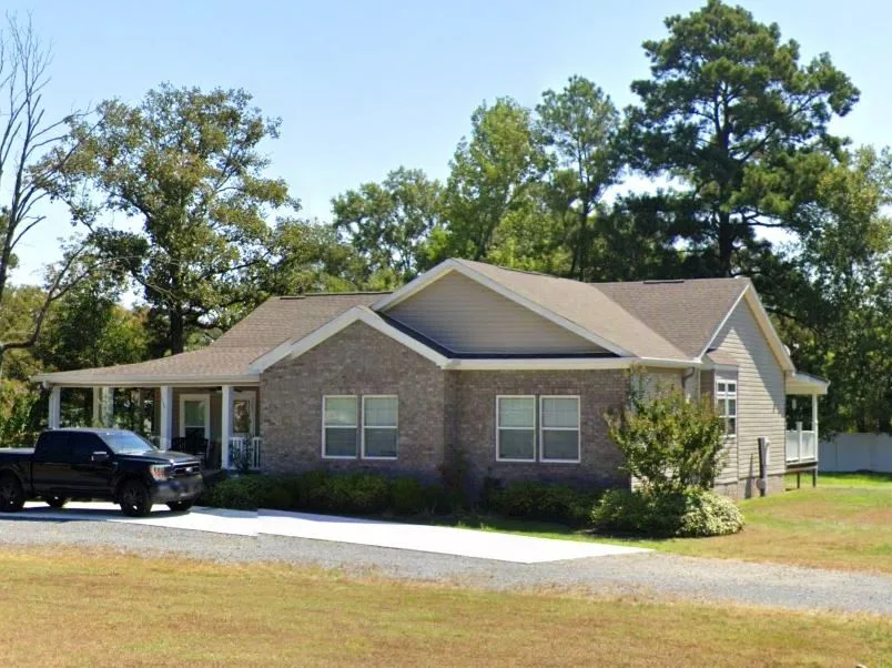 Si Robertson House: The Louisiana Compound - Urban Splatter