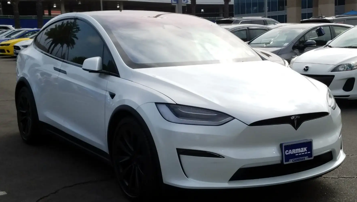 Corinna Kopf Car Collection - Urban Splatter