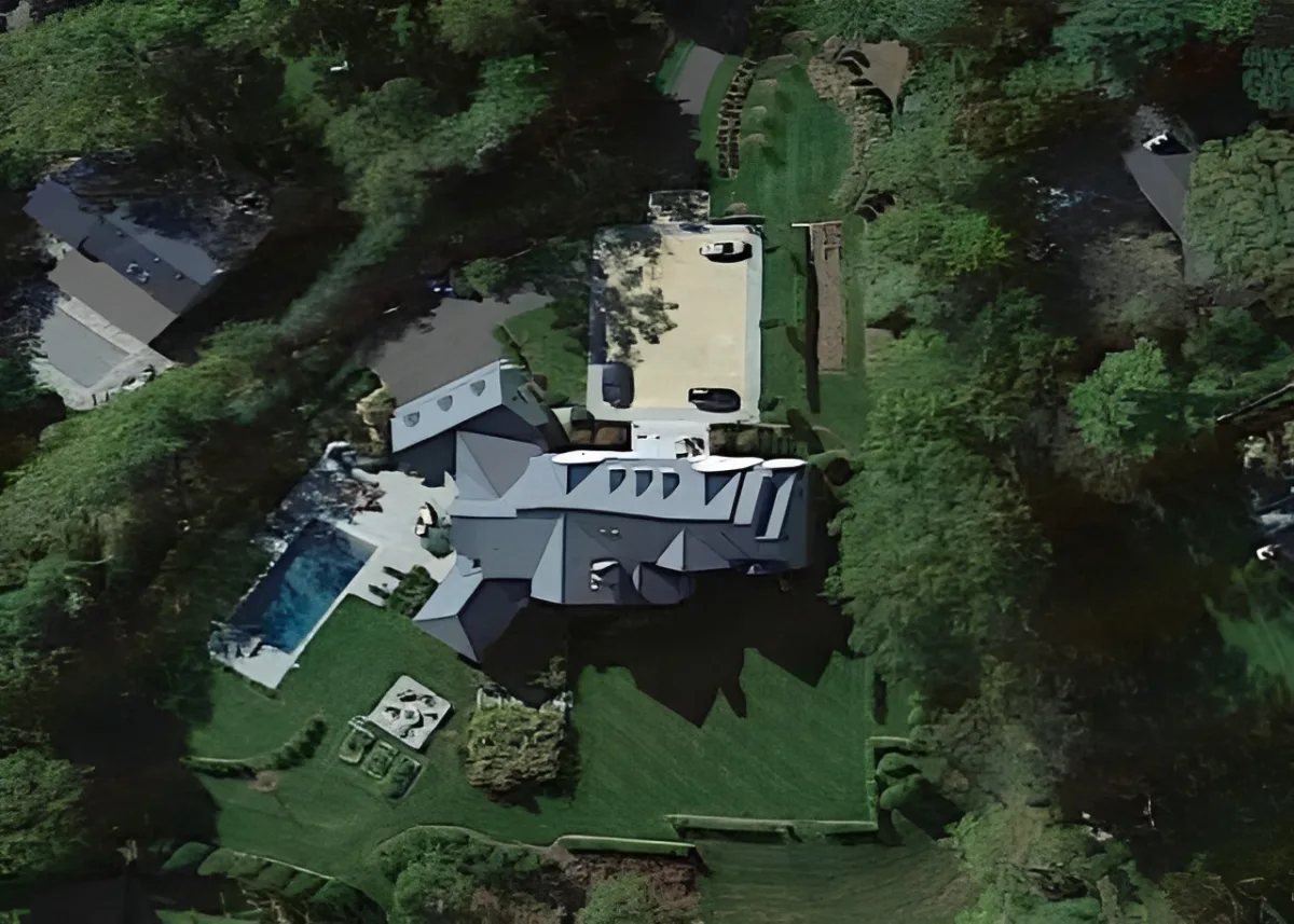 Laura Ingraham House: The Virginia Mansion - Urban Splatter