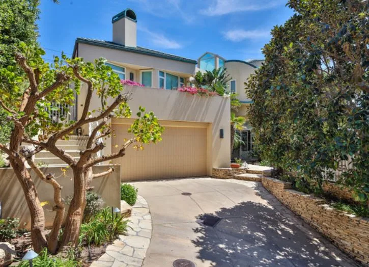 Neil Diamond House: The Malibu Compound - Urban Splatter