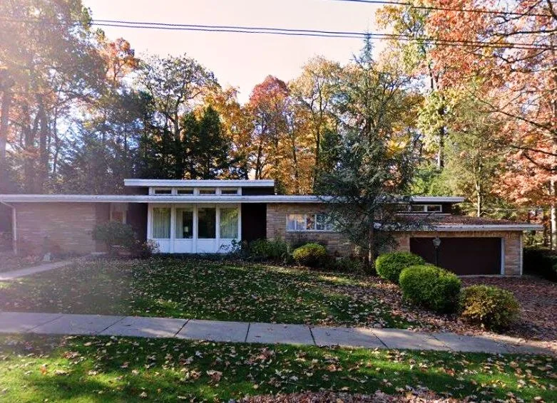 Joe Paterno House: The Pennsylvania Residence - Urban Splatter