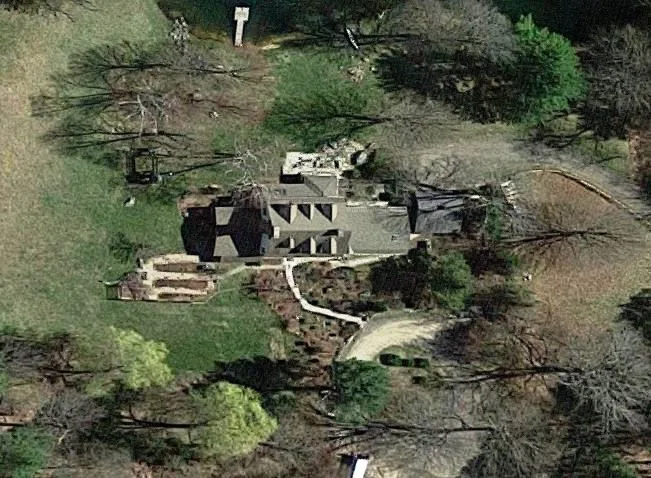 Mia Farrow House: The Connecticut Compound - Urban Splatter