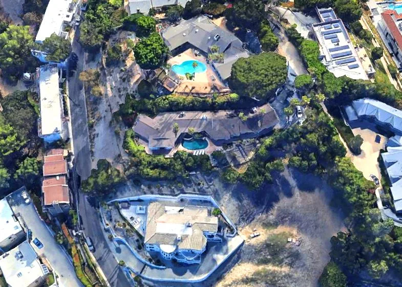 Ava Max House: The Sherman Oaks Dwelling - Urban Splatter