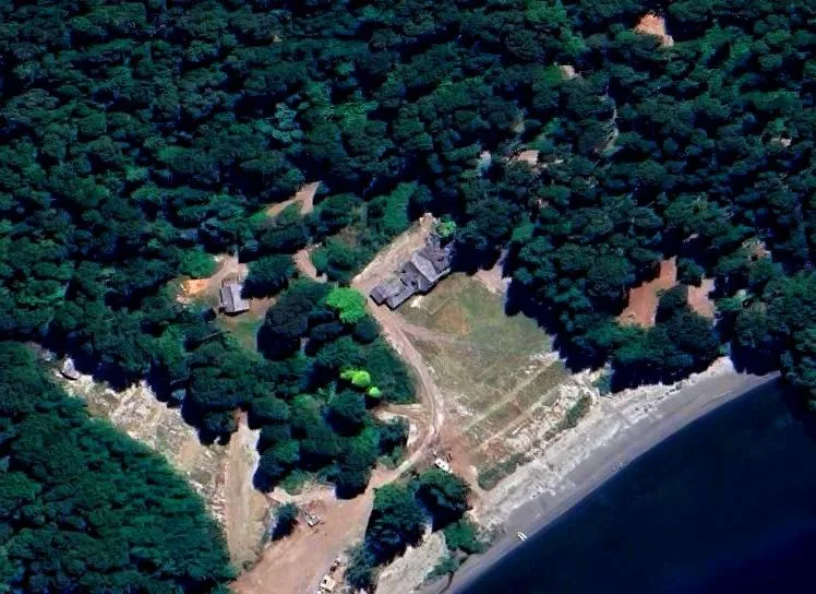 Hitler Argentina House: Villa La Angostura Estate - Urban Splatter