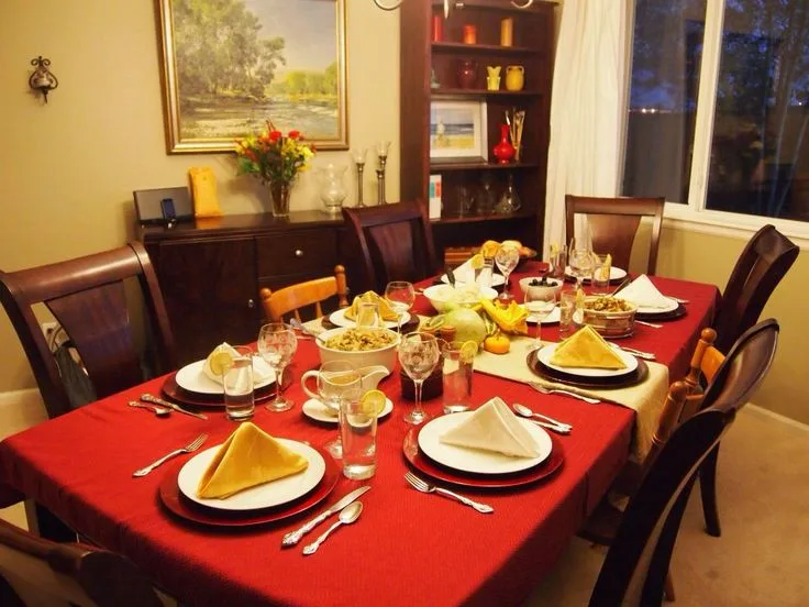 Creative Ways to Use Premier Table Linens in Your Home Decor - Urban ...