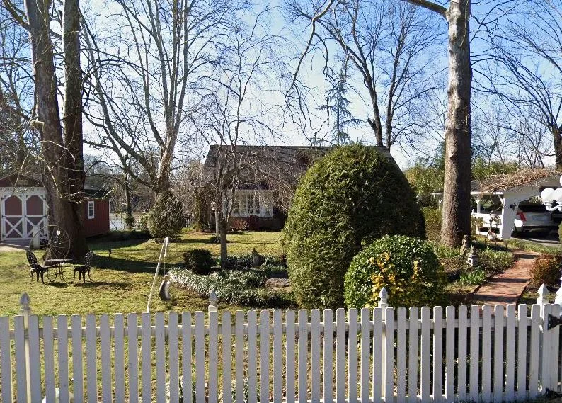 Jeannie Seely House: The Nashville Pad - Urban Splatter