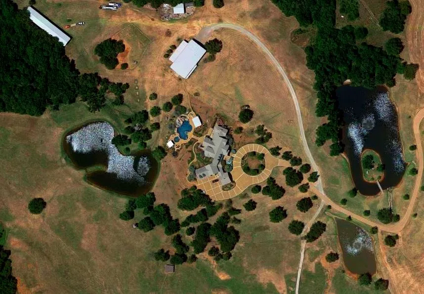 Mike Gundy House: The Oklahoma Mansion - Urban Splatter