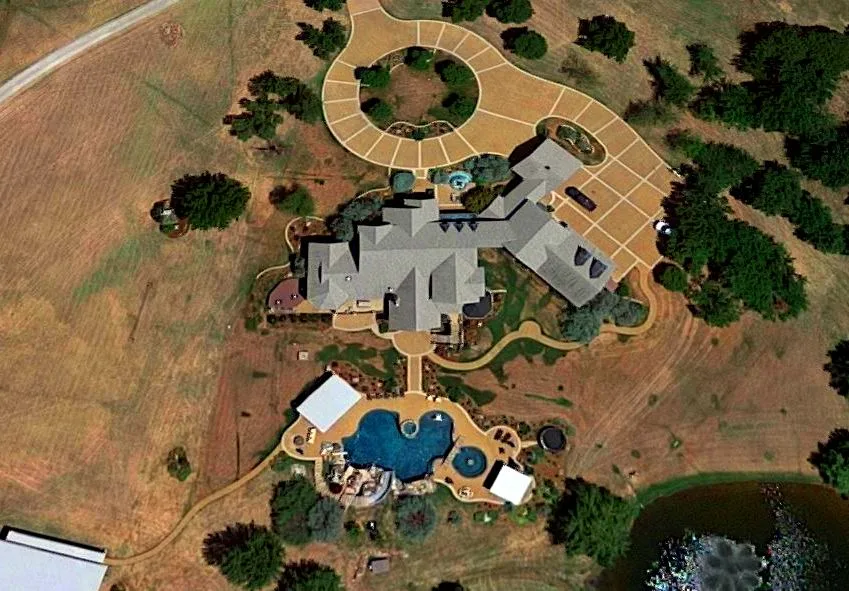 Mike Gundy House: The Oklahoma Mansion - Urban Splatter