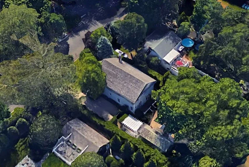 Don Lemon House: The New York Compound - Urban Splatter