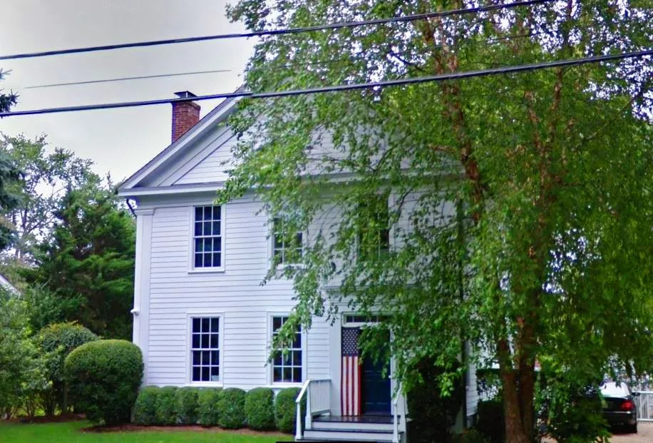 Don Lemon House: The New York Compound - Urban Splatter