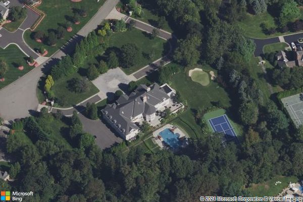 Mike Repole House: The East Norwich Oasis - Urban Splatter