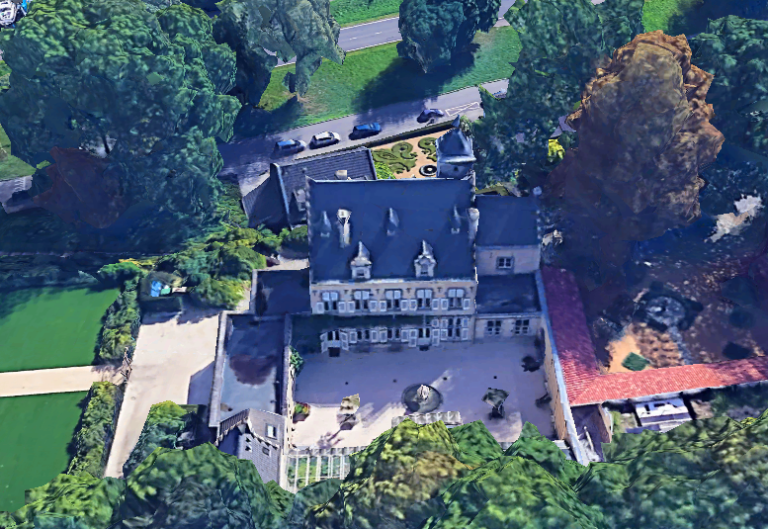 Andre Rieu House: The Maastricht Castle - Urban Splatter