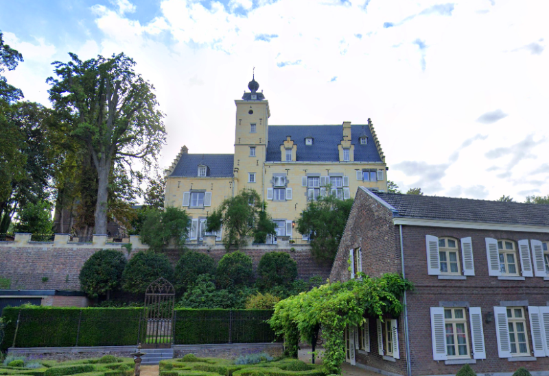 Andre Rieu House: The Maastricht Castle - Urban Splatter