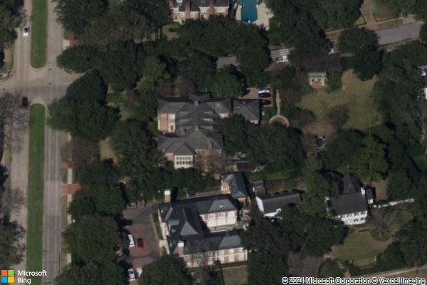 Cal McNair House: The River Oaks Residence - Urban Splatter