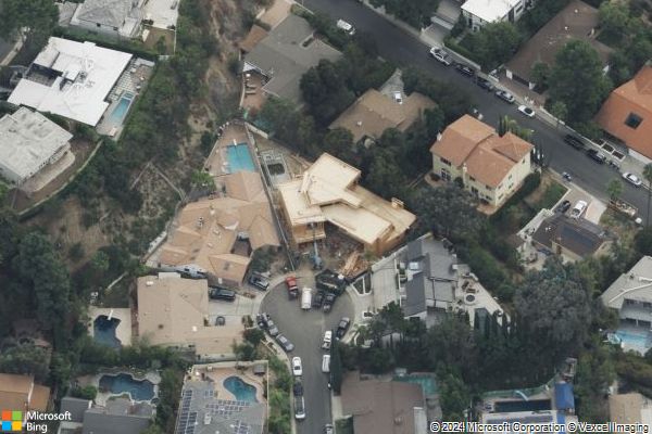 Eddie Nash House: The Studio City Sanctuary - Urban Splatter