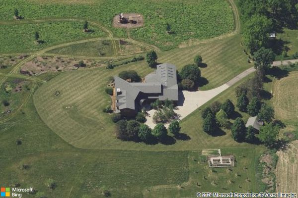 Judith Faulkner House: The Mount Horeb Mansion - Urban Splatter