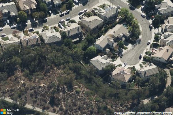 Ice Cube House: The Encino Estate - Urban Splatter